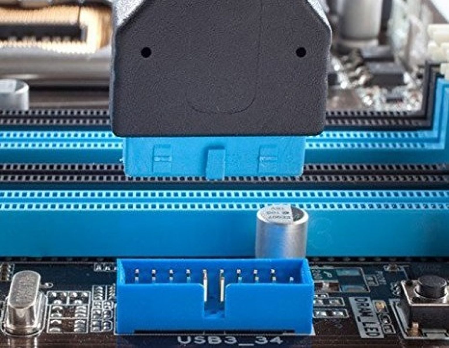 Motherboard USB Header Explained: Types And Uses - Xtremegaminerd