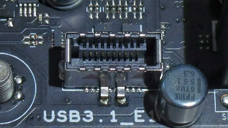 Motherboard USB Header Explained: Types And Uses - Xtremegaminerd